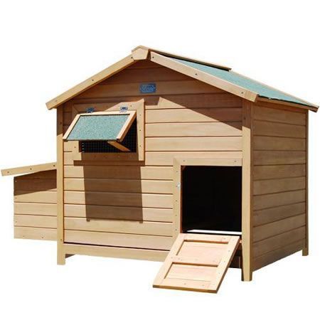 Deluxe Roomy Chicken Coop