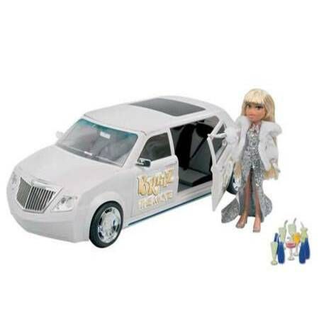 Bratz the Movie Limo Limousine with FM Radio and Bonus Vinessa Doll ...