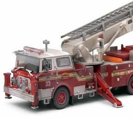 Code 3 Die Cast Collectible Fire Truck - FDNY Christmas Edition | Crazy ...